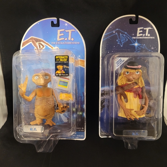 Universal | Toys | 2new Vintage Et Interactive And Limited Edition ...